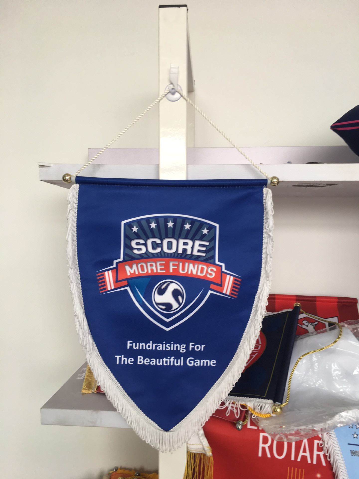 Custom printed trophy flag - Cheap Custom Flags